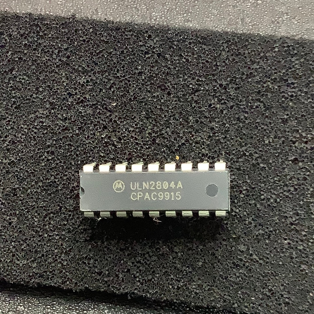 ULN2804A - MOTOROLA - Small Signal Bipolar Transistor, 0.5A I(C), 50V