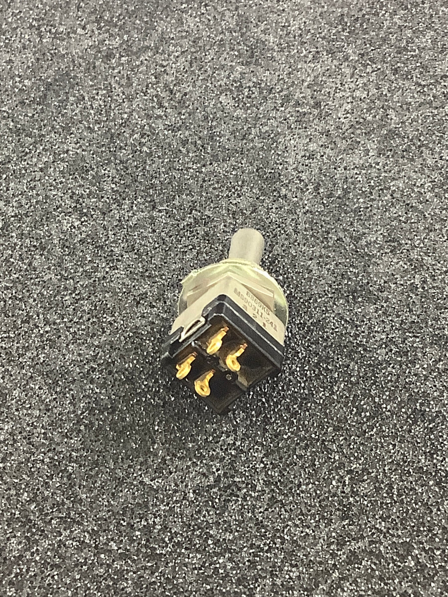 MS90311-241 - EATON - DPST TOGGLE, 5A 28VDC, 2A 115VAC 8869K5