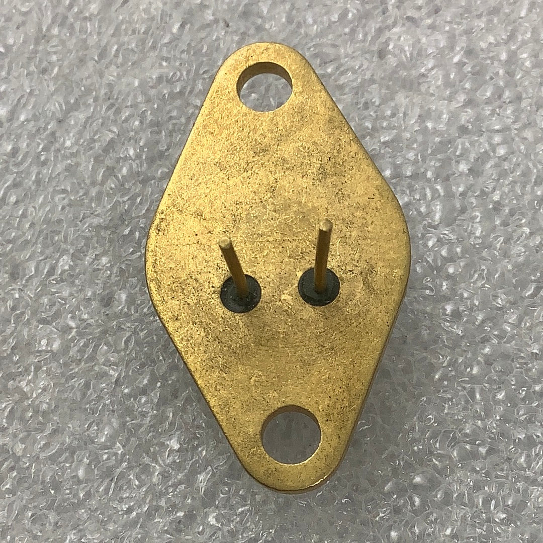 2N4898 -FAIRCHILD - Silicon PNP Transistor